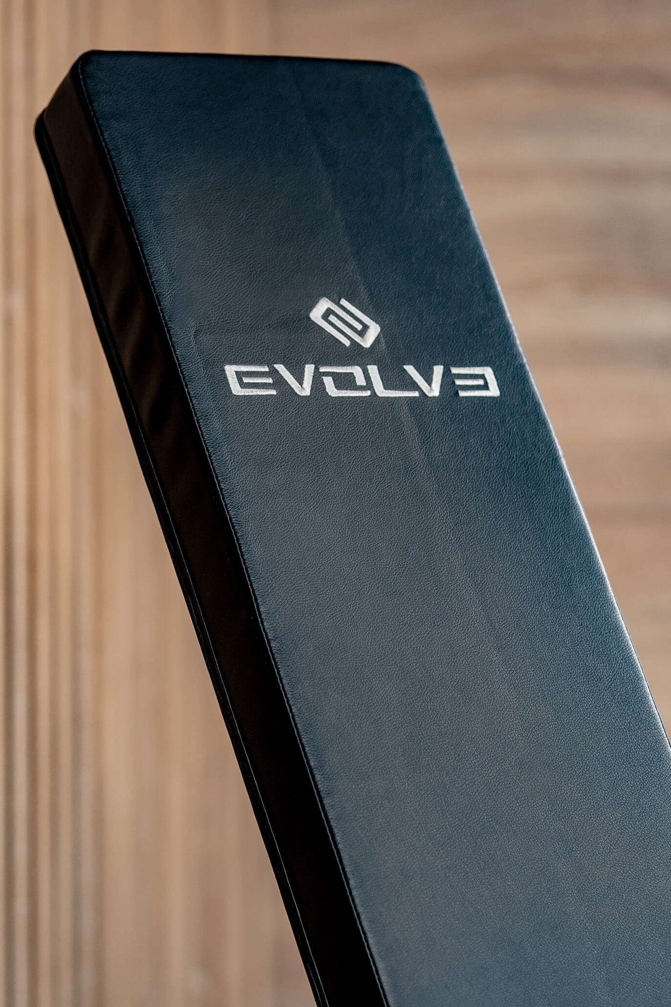 Aγοράστε Ρυθμιζόμενος Πάγκος - Evolve Econ Series Adjustable Bench Online - Real Motion